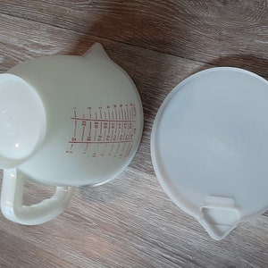 1960 Vintage Red & Blue Tupperware 8 Cup Mix and Store With Flip Lid ...