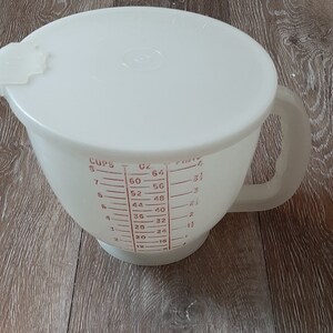 1960 Vintage Red & Blue Tupperware 8 Cup Mix and Store With Flip Lid ...