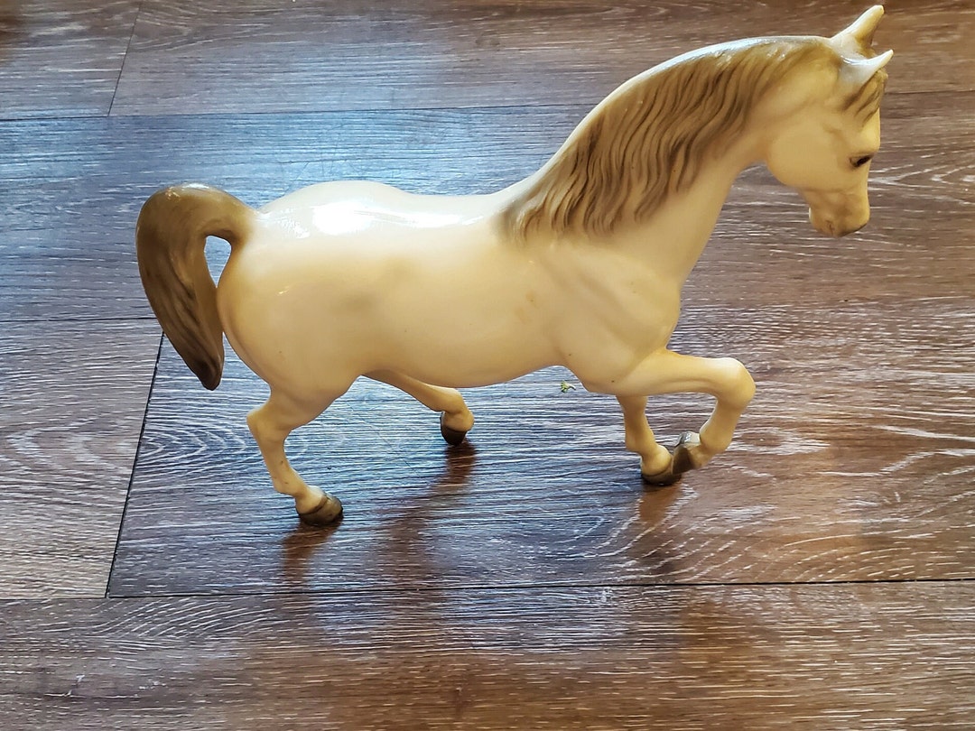 Breyer Prince Arabian Stallion Model Horse Glossy Alabaster & Grey 1970 ...