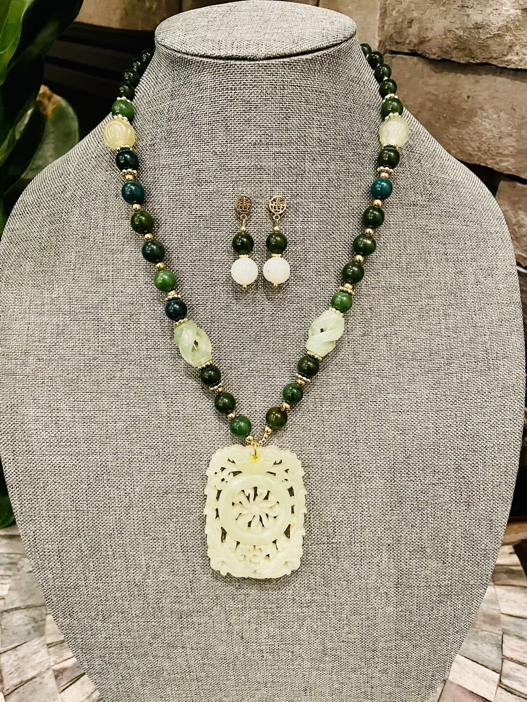 Rare, Vintage Jade Necklace, Gorgeous Jade, Large Pendant, Jade Carving ...