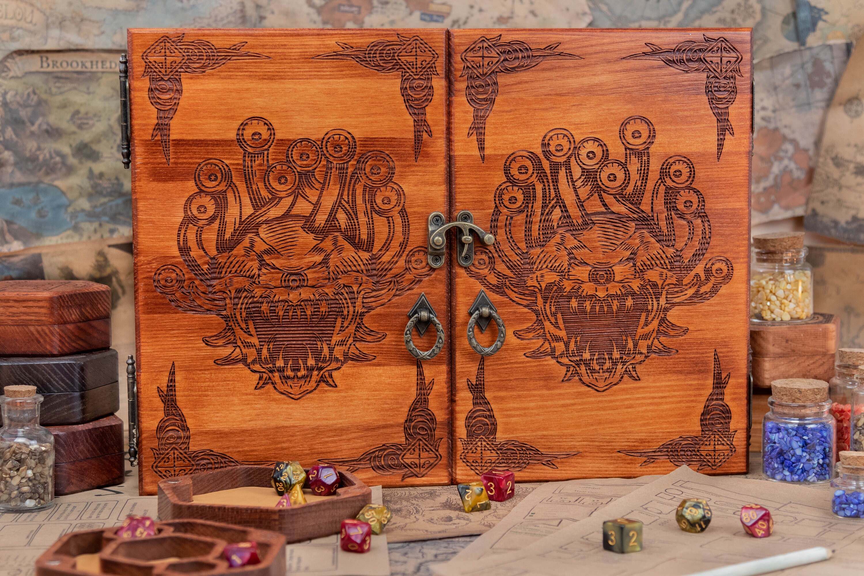 Custom Dungeon Master Screen Beholder Wooden RPG Screen | Etsy