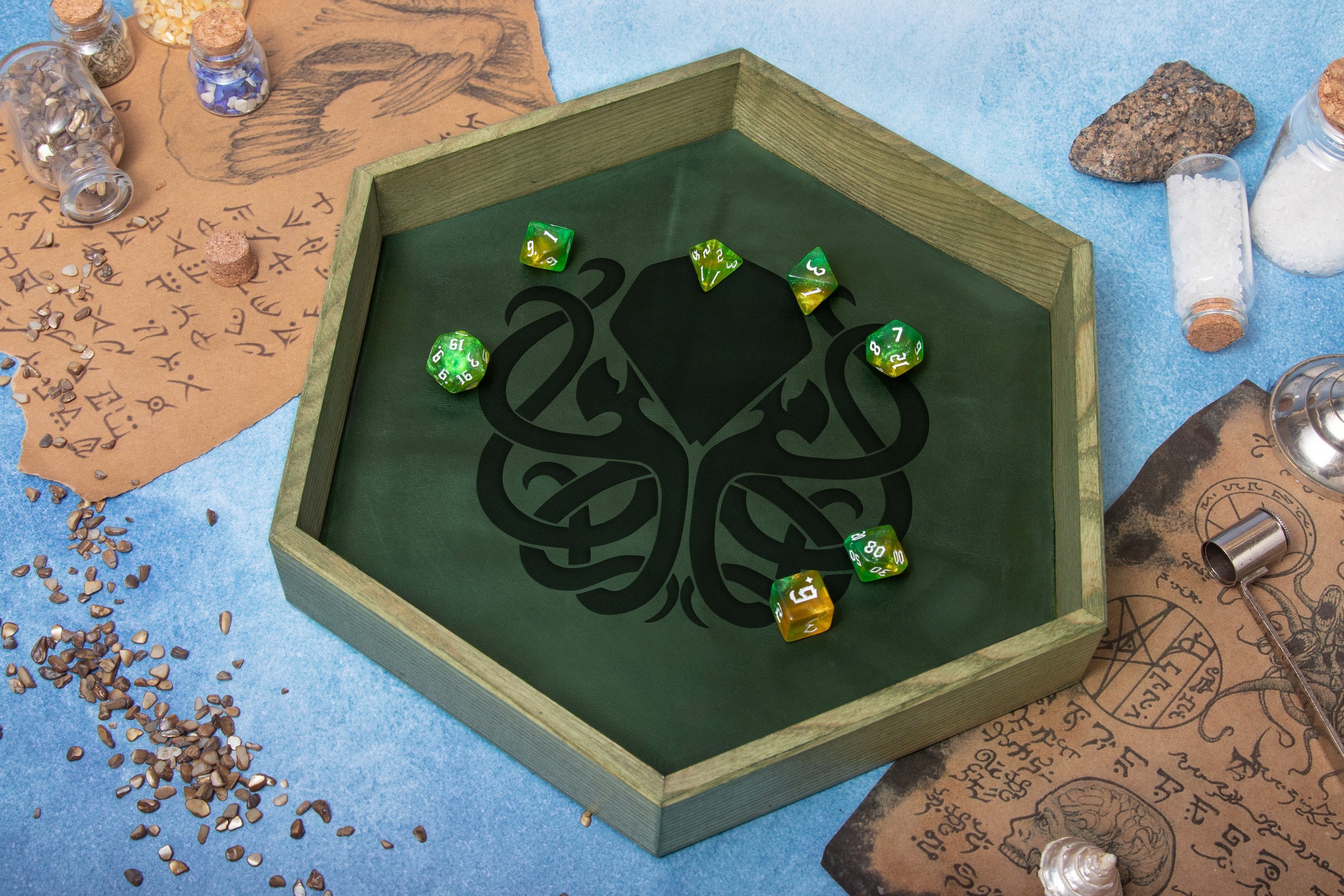 Cthulhu Dice Box Tray | Arkham Horror RPG Dice Rolling Mat | Lovecraft ...