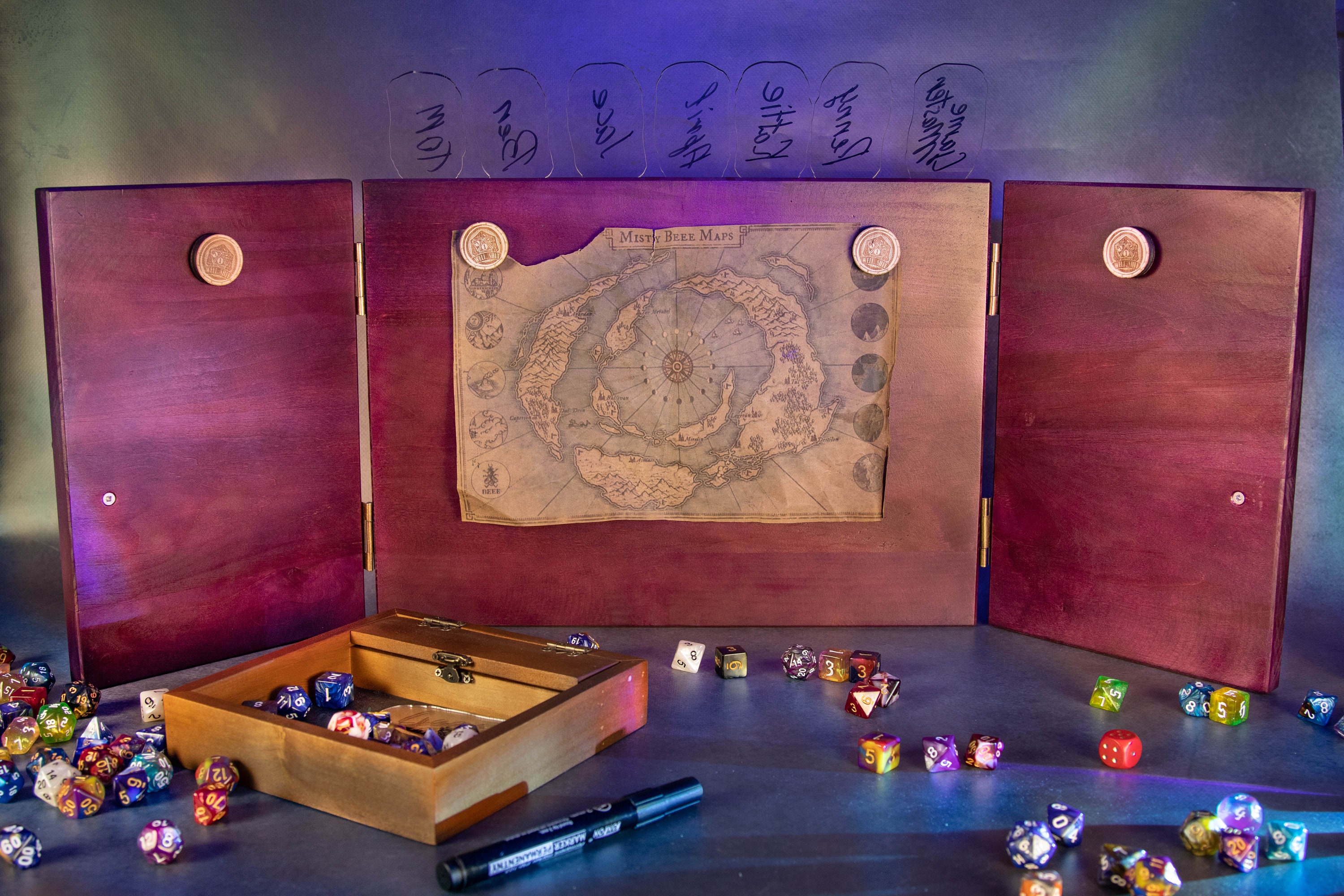 Custom Mimic Dungeon Master Screen Wooden RPG Screen Gift - Etsy