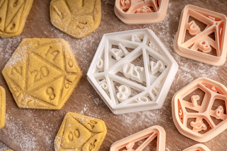RPG Dice Cookie Cutter Set of 7 – Dnd Medieval Fantasy D20 Dice for ...