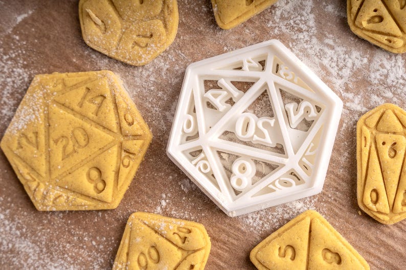 RPG Dice Cookie Cutter Set of 7 – Dnd Medieval Fantasy D20 Dice for ...
