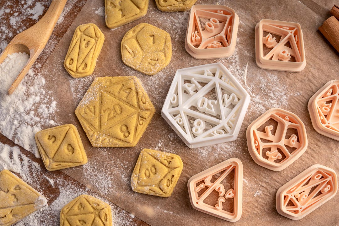RPG Dice Cookie Cutter Set of 7 – Dnd Medieval Fantasy D20 Dice for ...