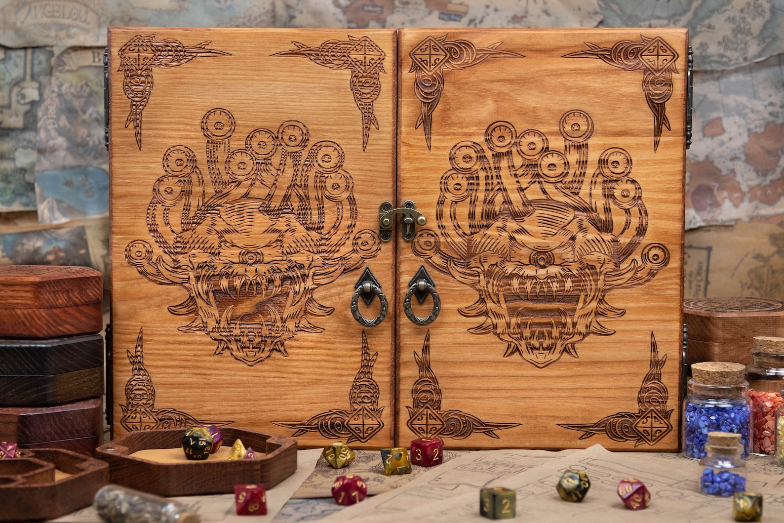 Custom Dungeon Master Screen Beholder Wooden RPG Screen | Etsy