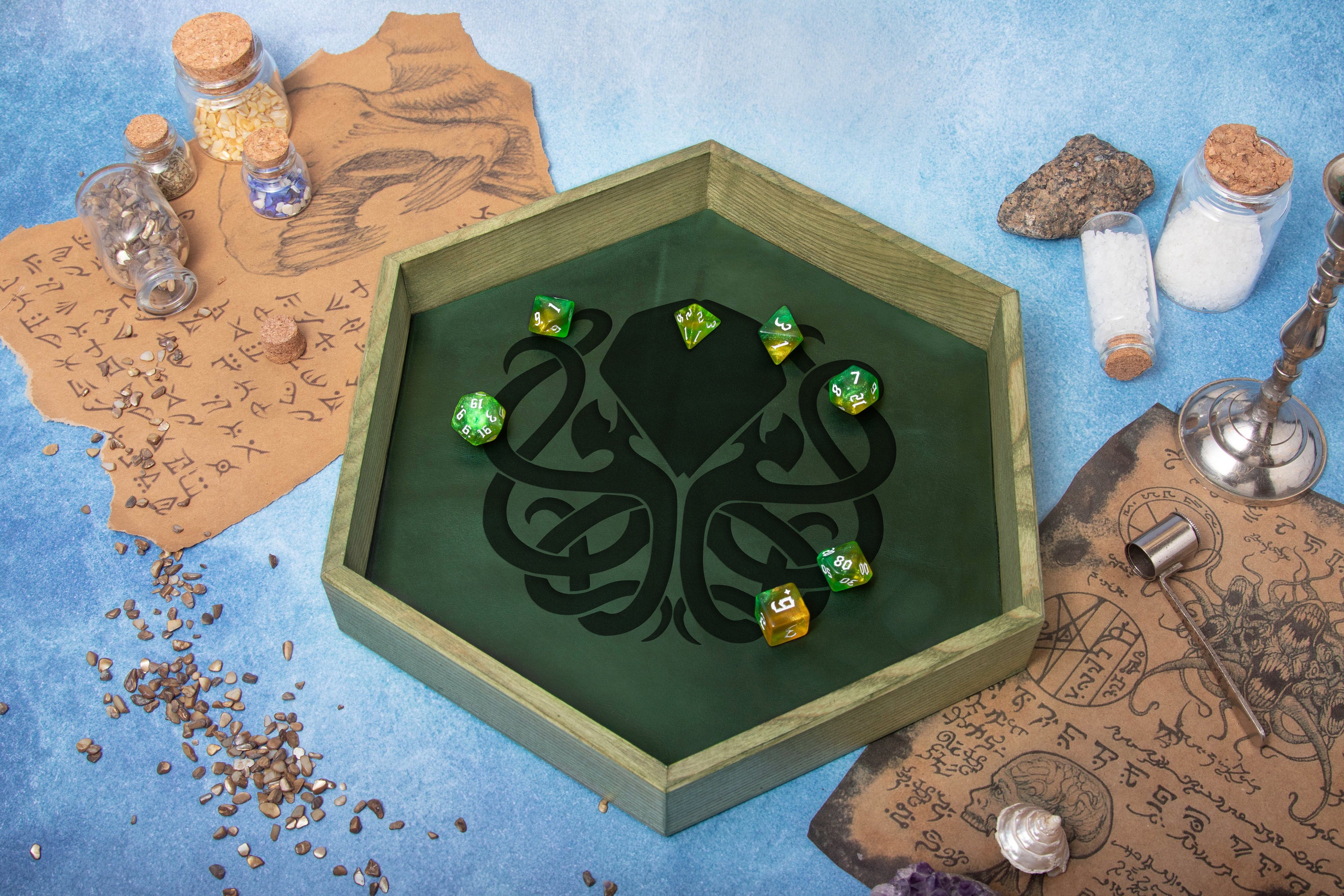 Cthulhu Dice Box Tray | Arkham Horror RPG Dice Rolling Mat | Lovecraft ...