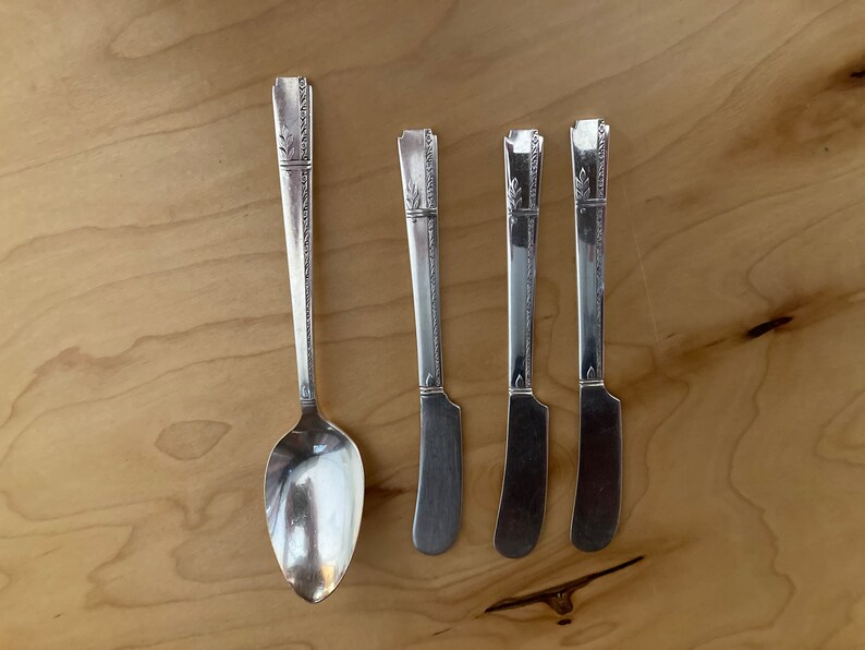 Vintage Oneida Silver Prestige Silverplate Silverware / Flatware ...
