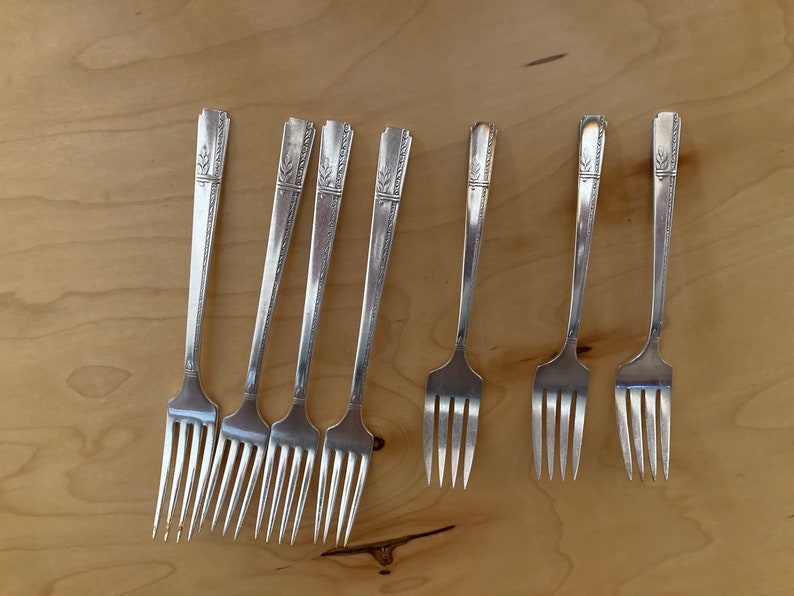 Vintage Oneida Silver Prestige Silverplate Silverware / Flatware ...