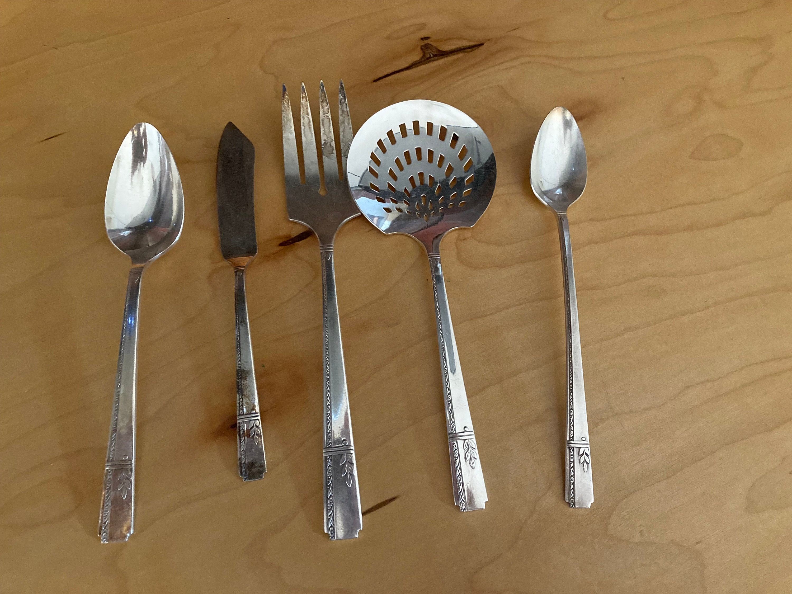 Vintage Oneida Silver Prestige Silverplate Silverware / Flatware ...