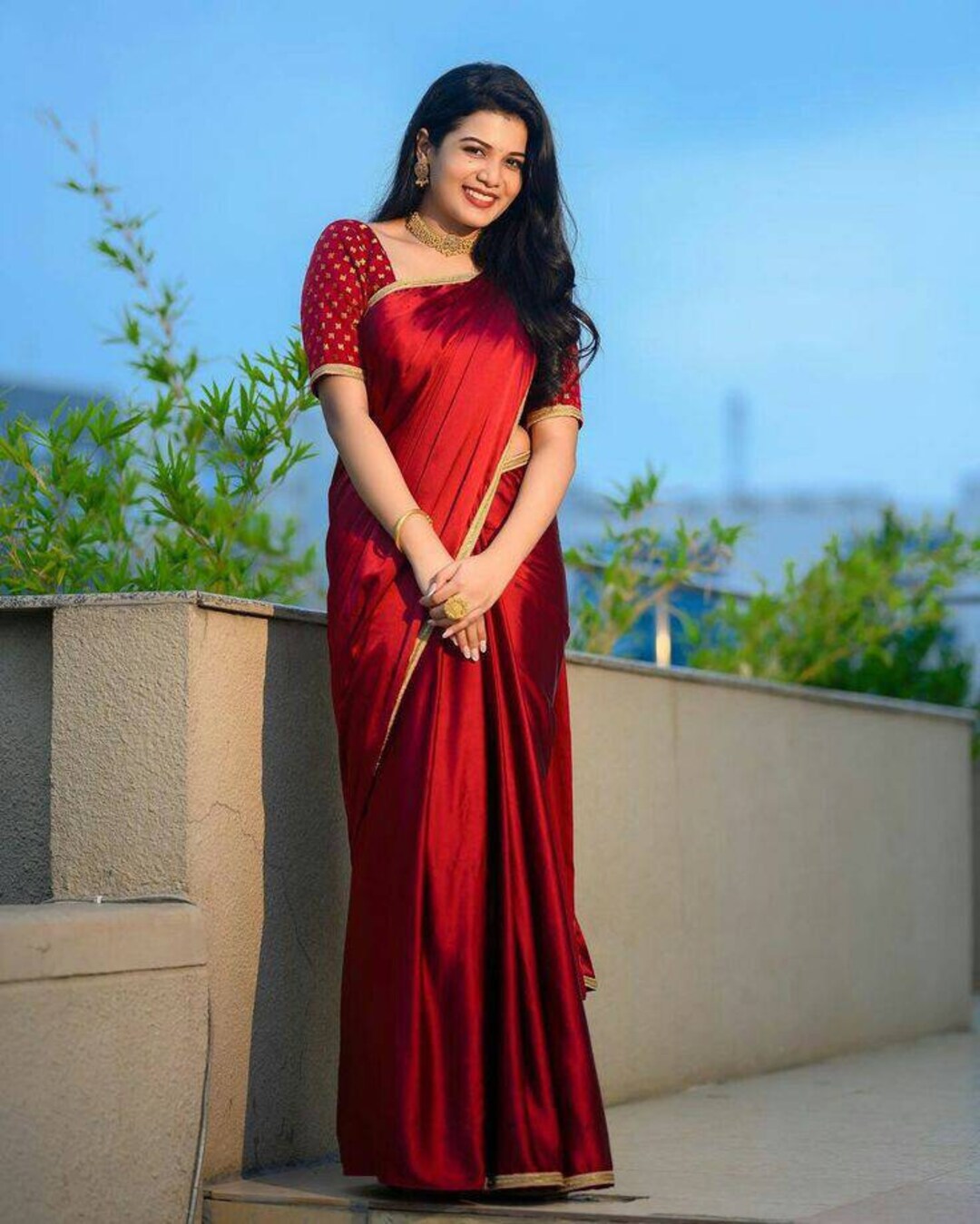 Red Sari Cocktail Sari Indian Wedding Wear Eveninge Sari Bridesmaid ...