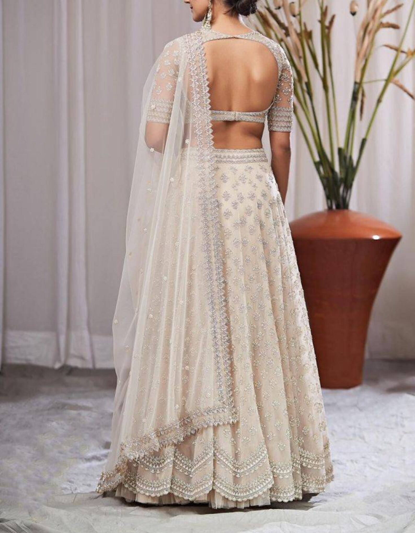 Ivory Wedding Dress/ Ivory Wedding Lehenga/hand Embroidery - Etsy