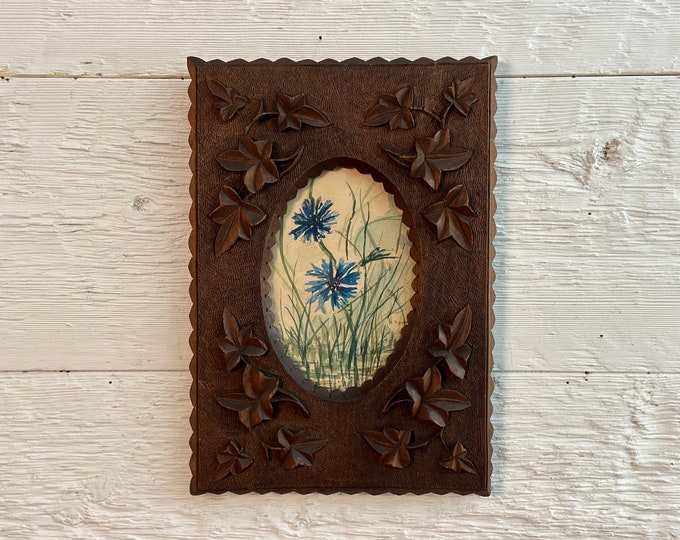 Antique Victorian Hand-carved Wood Frame With Leaf Designs, With an ...