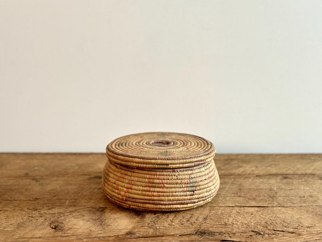 Antique Native American Woven Round Coil Basket With Lid, Hand-made ...