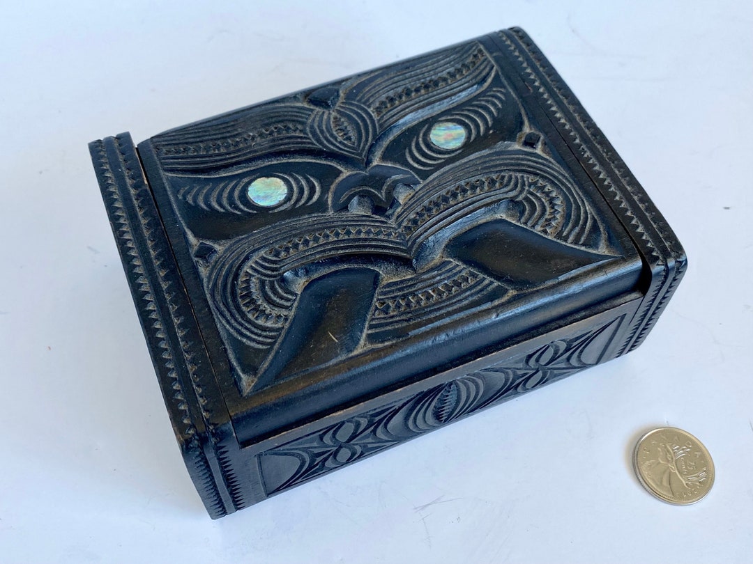 Vintage Maori Jewelry Trinket Tapu Box W/ Paua Shell Eyes, Genuine ...