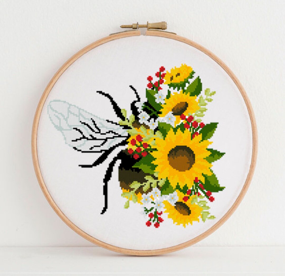 Bee Counted Cross Stitch Pattern Floral Modern Cross Stitch Pattern Insect Nature Sunflower ...