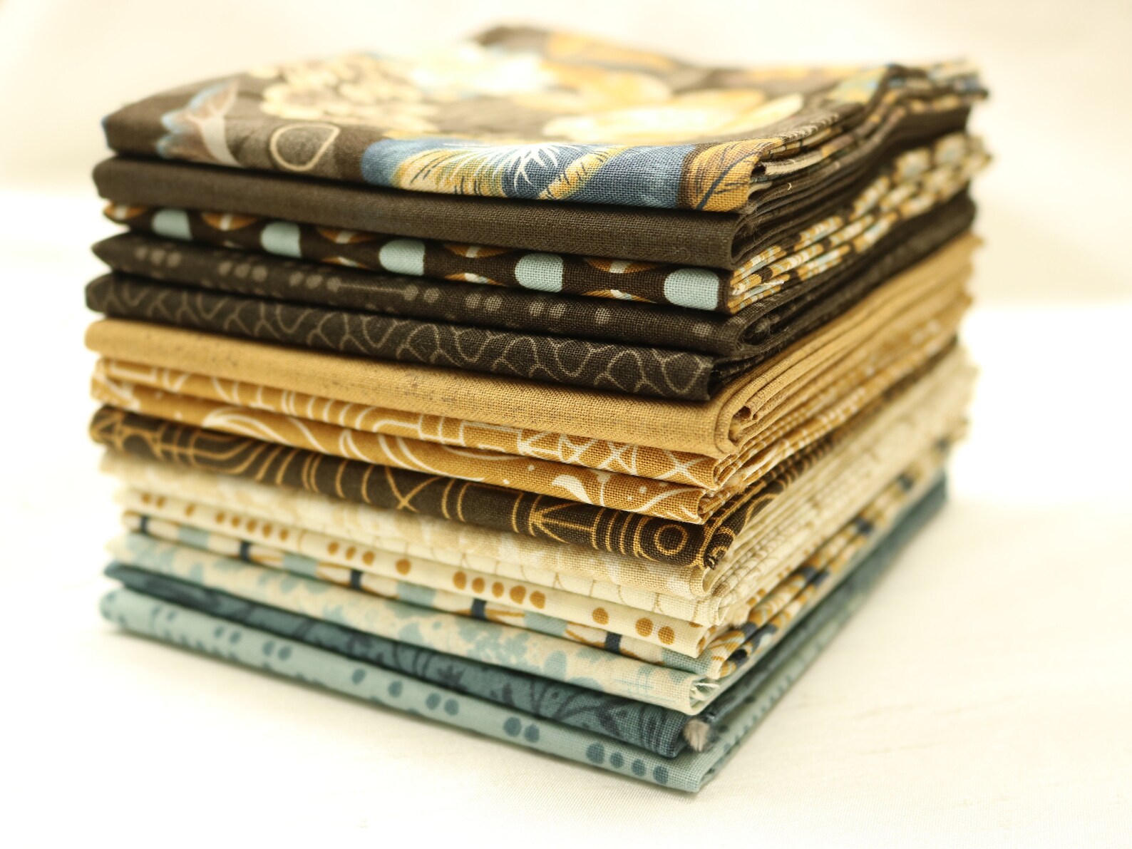 Decorum Fat Quarter Bundle by Basicgrey, Moda Fabrics, 100% Cotton ...