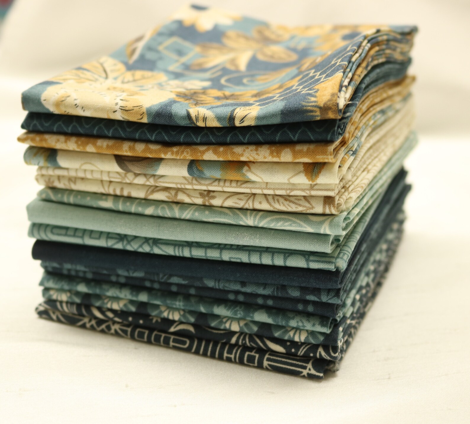 Decorum Fat Quarter Bundle by Basicgrey, Moda Fabrics, 100% Cotton ...