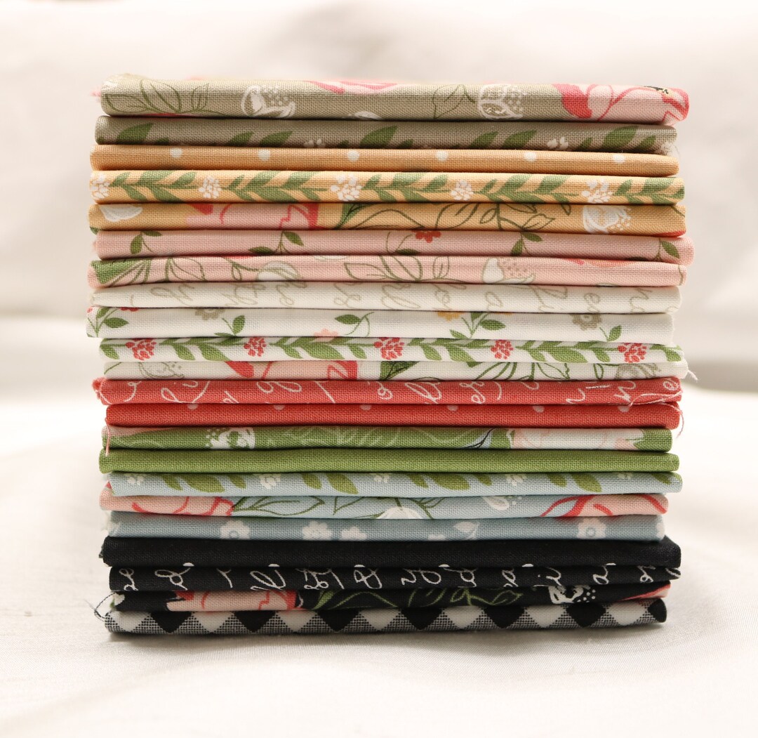 Country Rose Fat Quarter Bundle by Lella Boutique for Moda, 100% Cotton ...