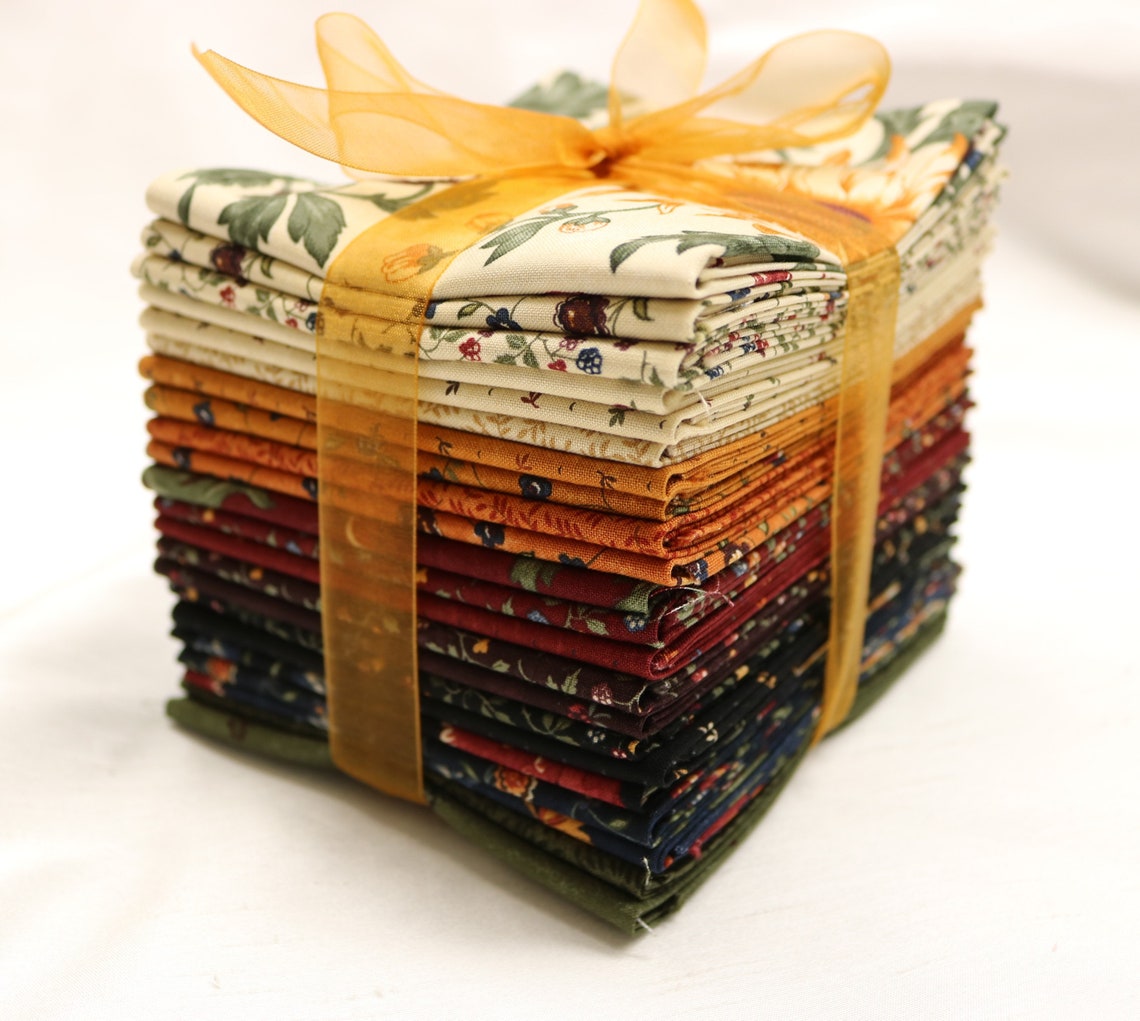 Daffodils & Dragonflies by Kansas Troubles for Moda Fat - Etsy