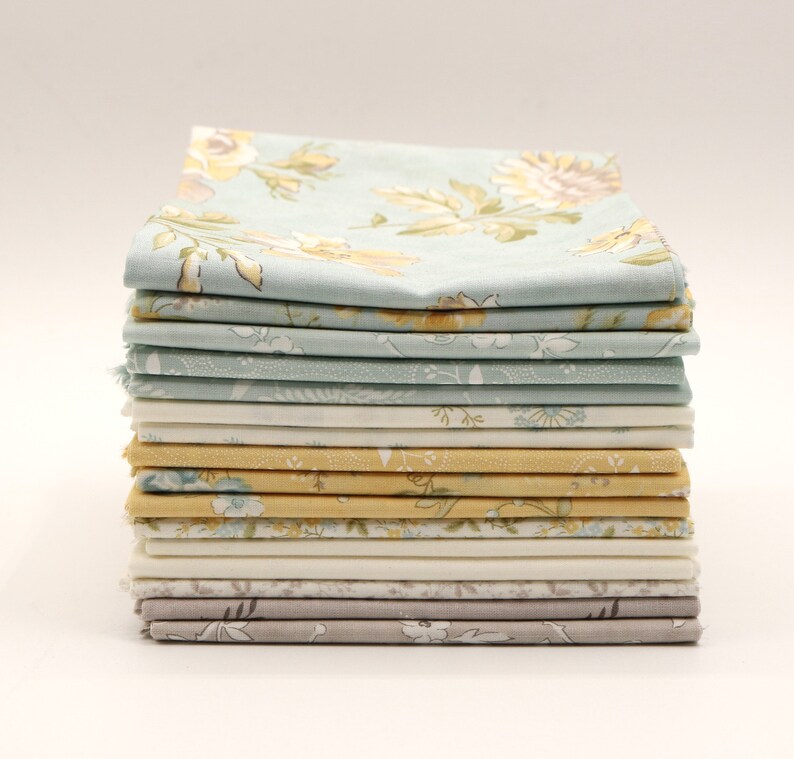 Honeybloom by 3 Sisters for Moda Fabrics, Fat Quarter Bundle, 100% ...
