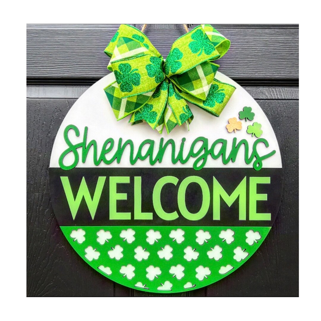 St. Patricks Day Door Hanger, Shenanigans Welcome, Shamrock Wreath - Etsy