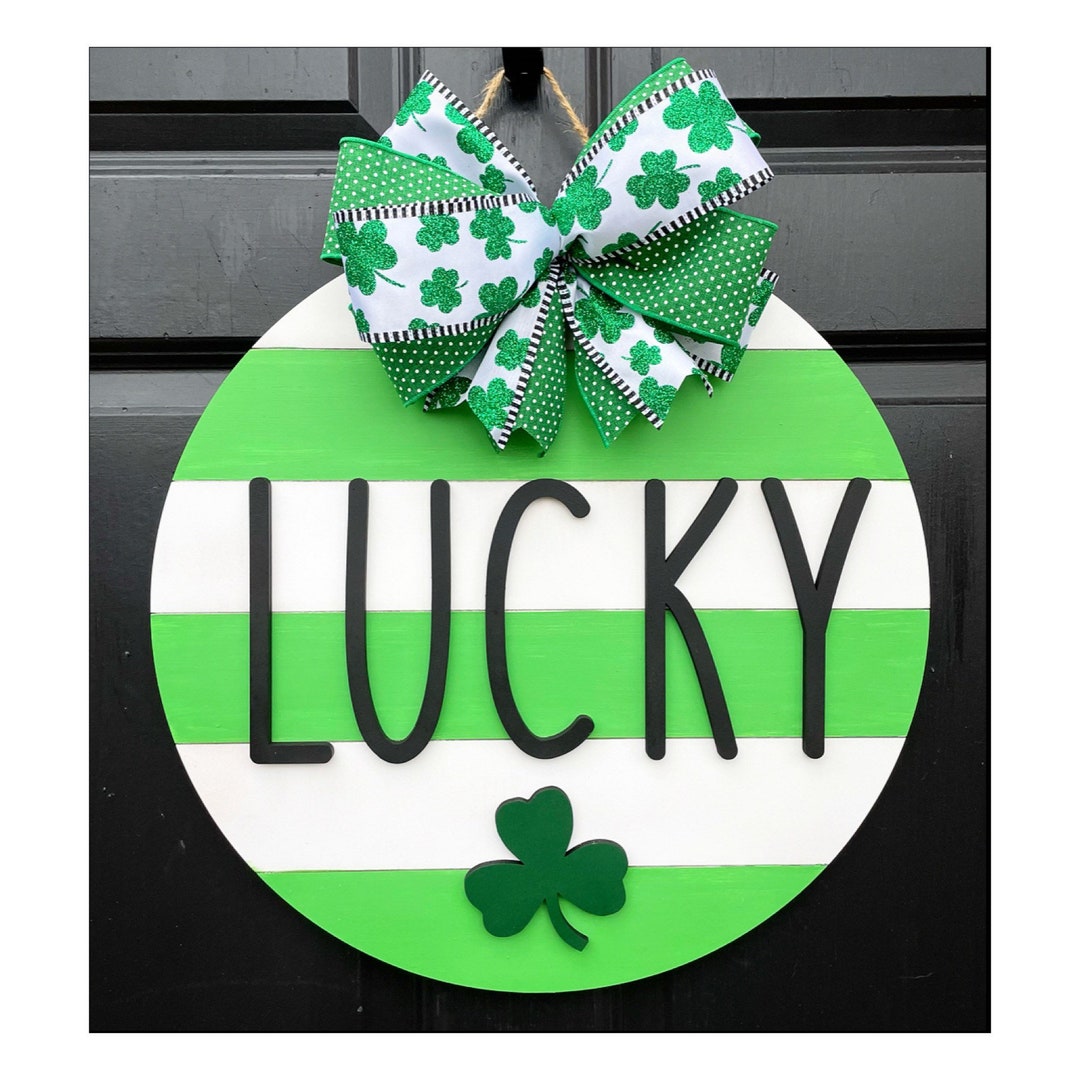 St. Patricks Day Door Hanger, Shamrock Lucky Sign for Spring - Etsy