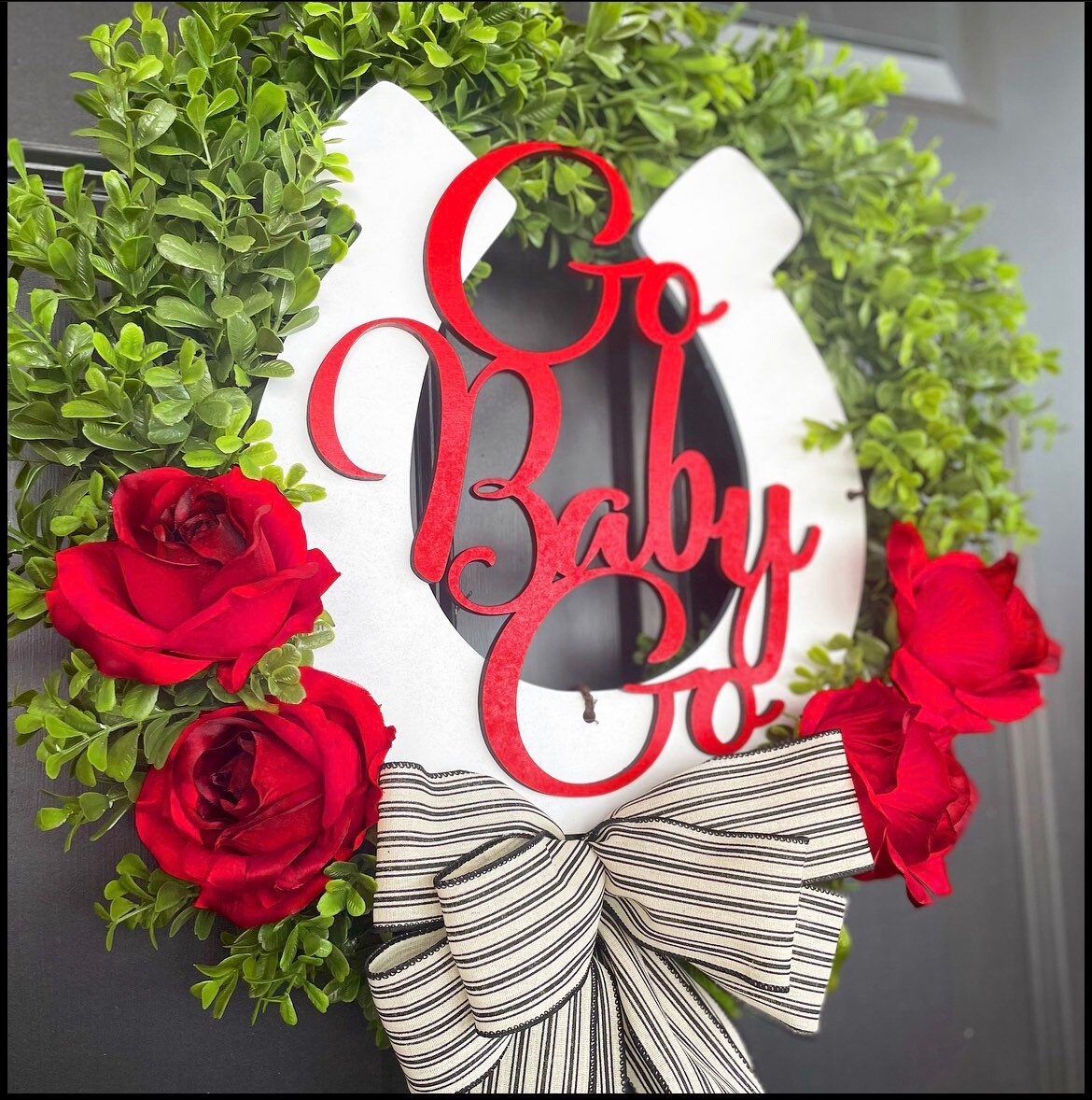 Kentucky Derby Wreath, Horseshoe, Kentucky Wreath, Horseracing Decor - Etsy