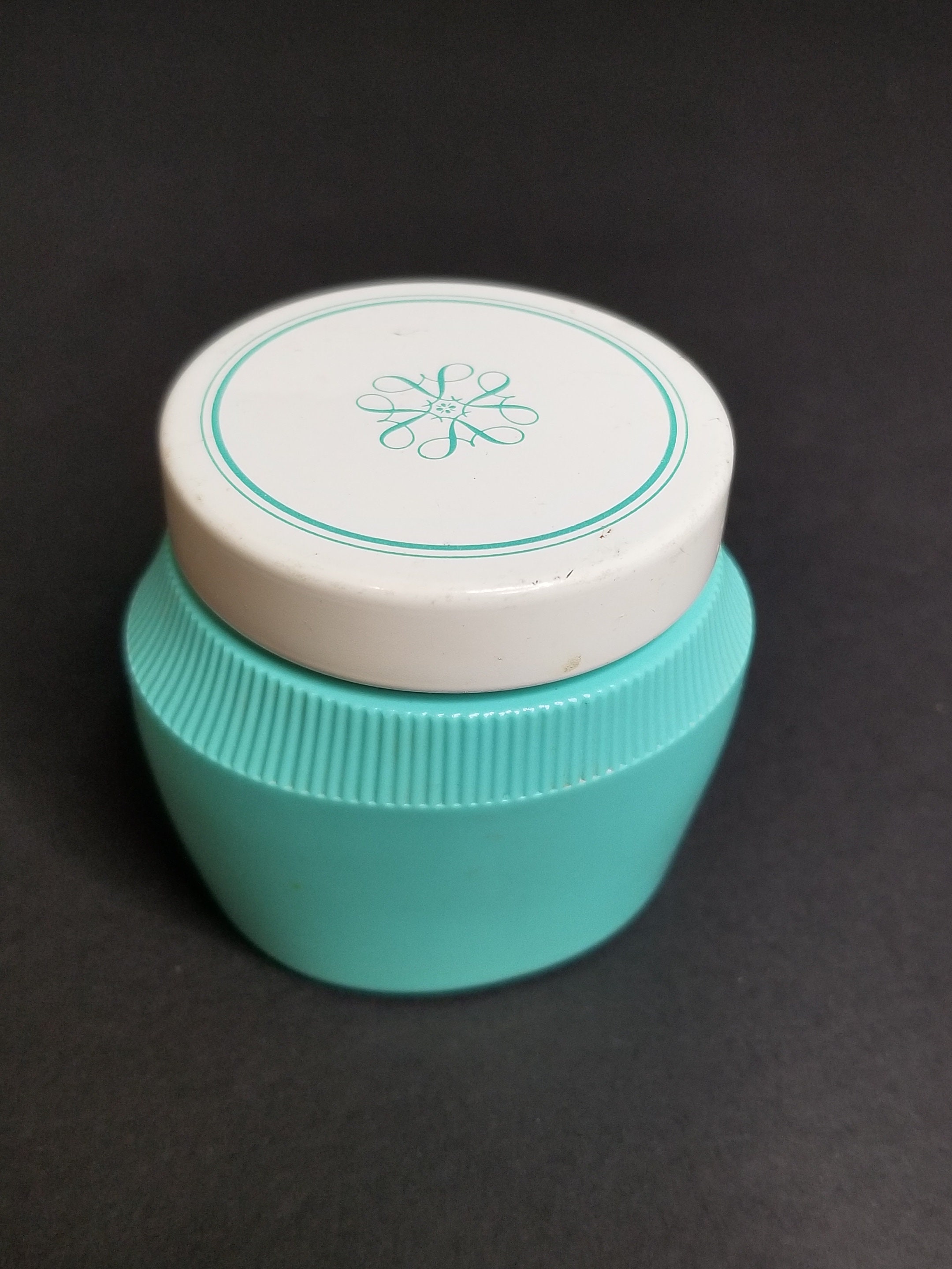 Avon Rich Moisture Cream for sale | Only 2 left at -70%