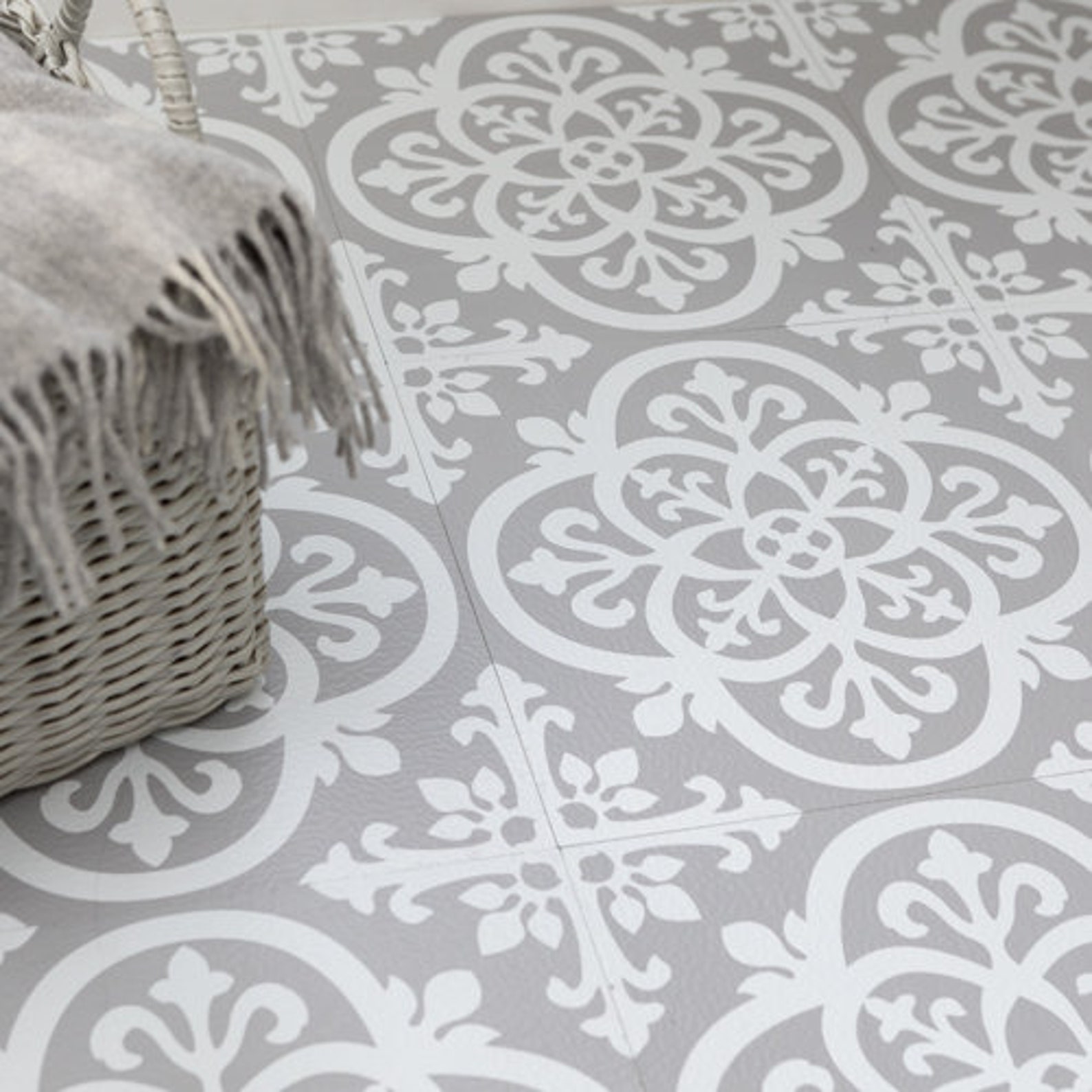 SAMPLE (full Tile) 30.48cm X 30.48cm MEDINA Peel and Stick Vinyl Floor ...