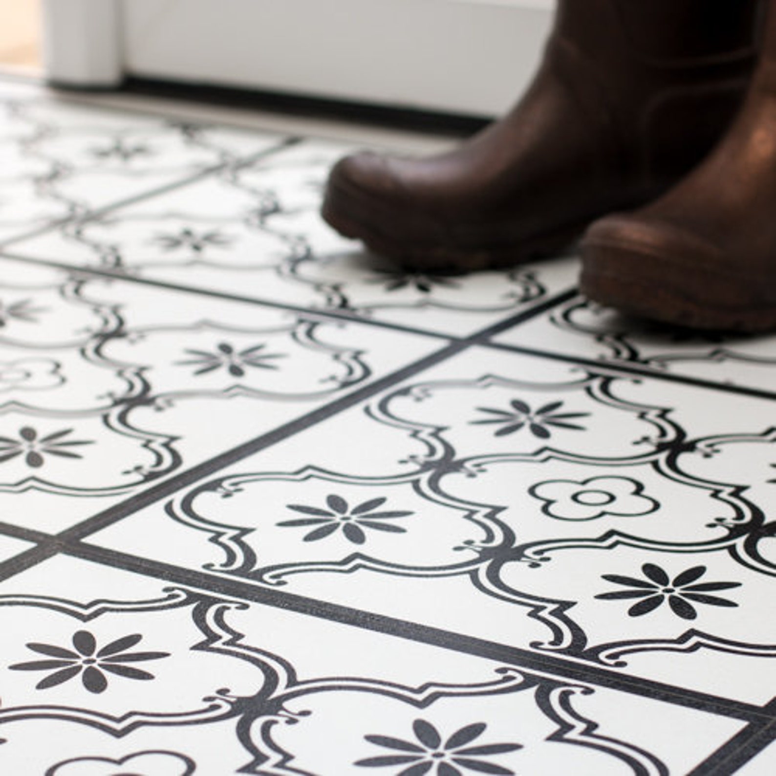 SAMPLE quarter Tile 15cm X 15cm ORNAMENTAL Peel and Stick - Etsy UK