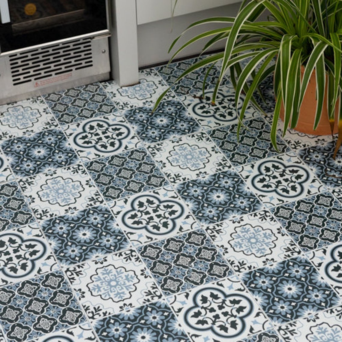 SAMPLE quarter Tile 15cm X 15cm MYRIAD Peel and Stick Vinyl - Etsy UK