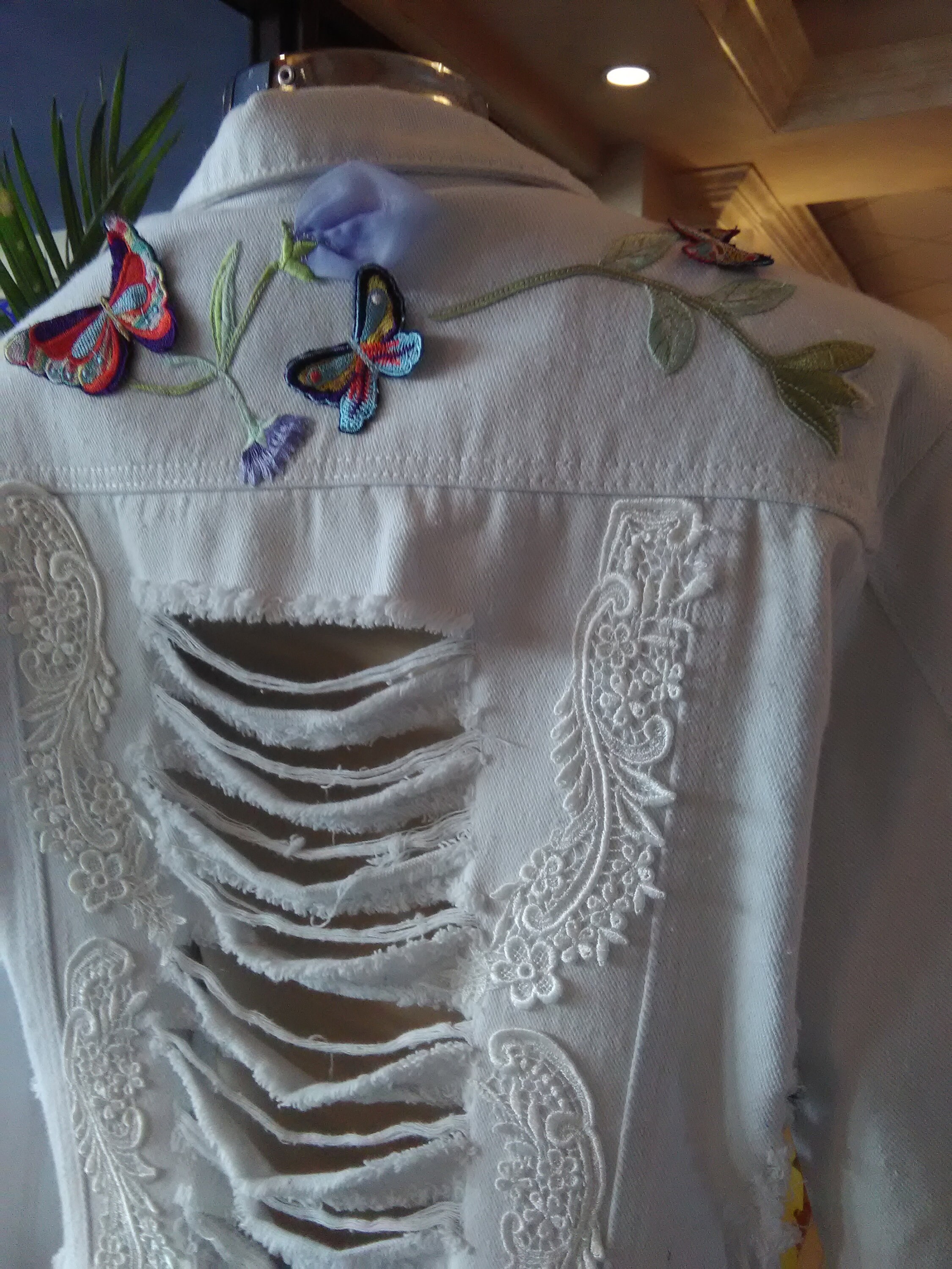 Hand Decorated White Denim Jacket .... " BUTTERFLY World" - Etsy