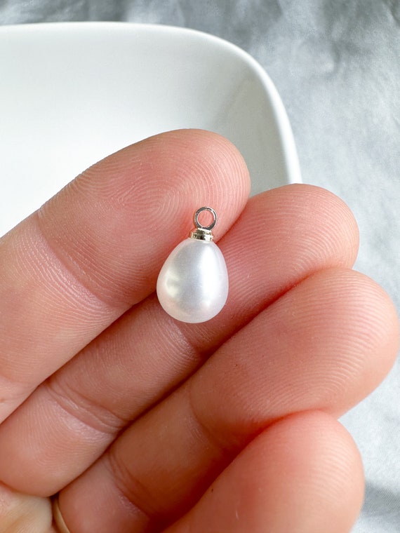 Pearl charms for jewelry making store