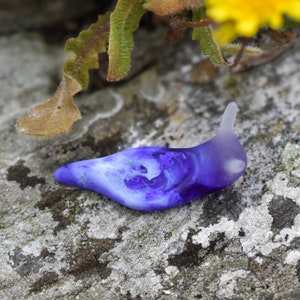 Purple & White Petri Slug/snail Resin Ornament With Mini Glass Bowl ...