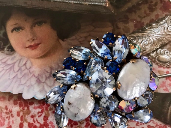 Albert WEISS Icy Blue Rhinestone Brooch Signed Lava R… - Gem