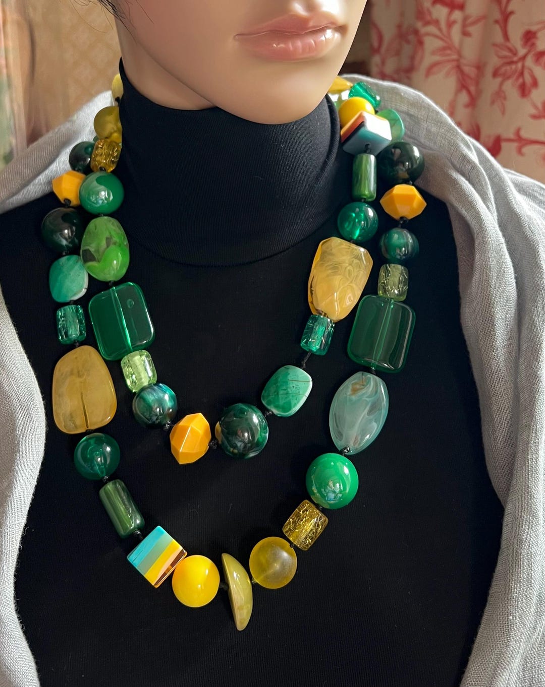 MARION GODART Paris Collier Exubérant Long Knotted One Strand Green and ...