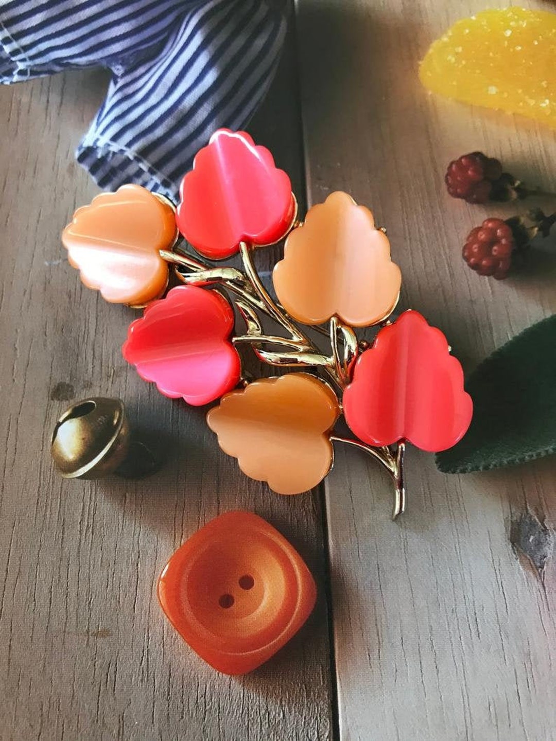 CORO Signed Abstract Vintage Designer Silver Plated Orange Pink & Peach ...