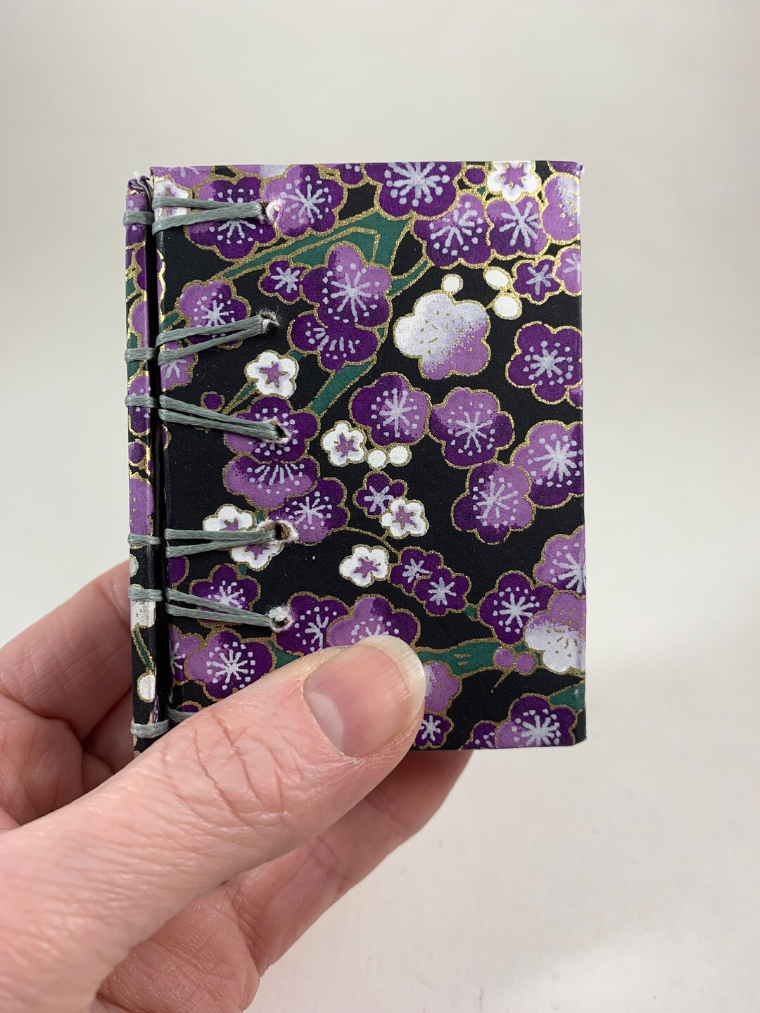 Unlined Small / Mini Secret Belgian Binding White Text Paper Journal ...