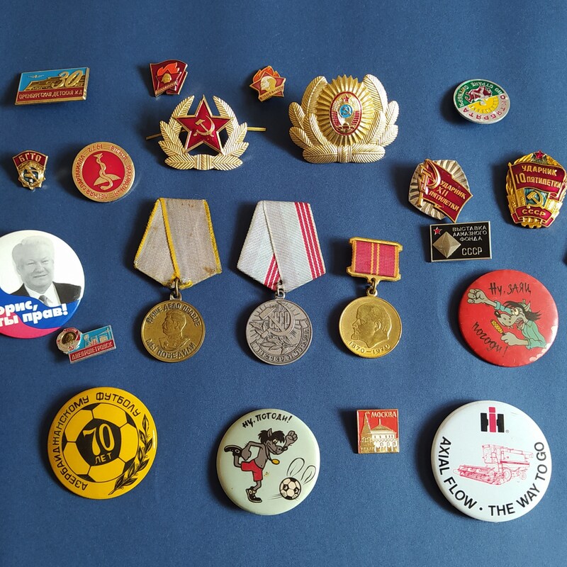 Russian Pin Badge - Etsy