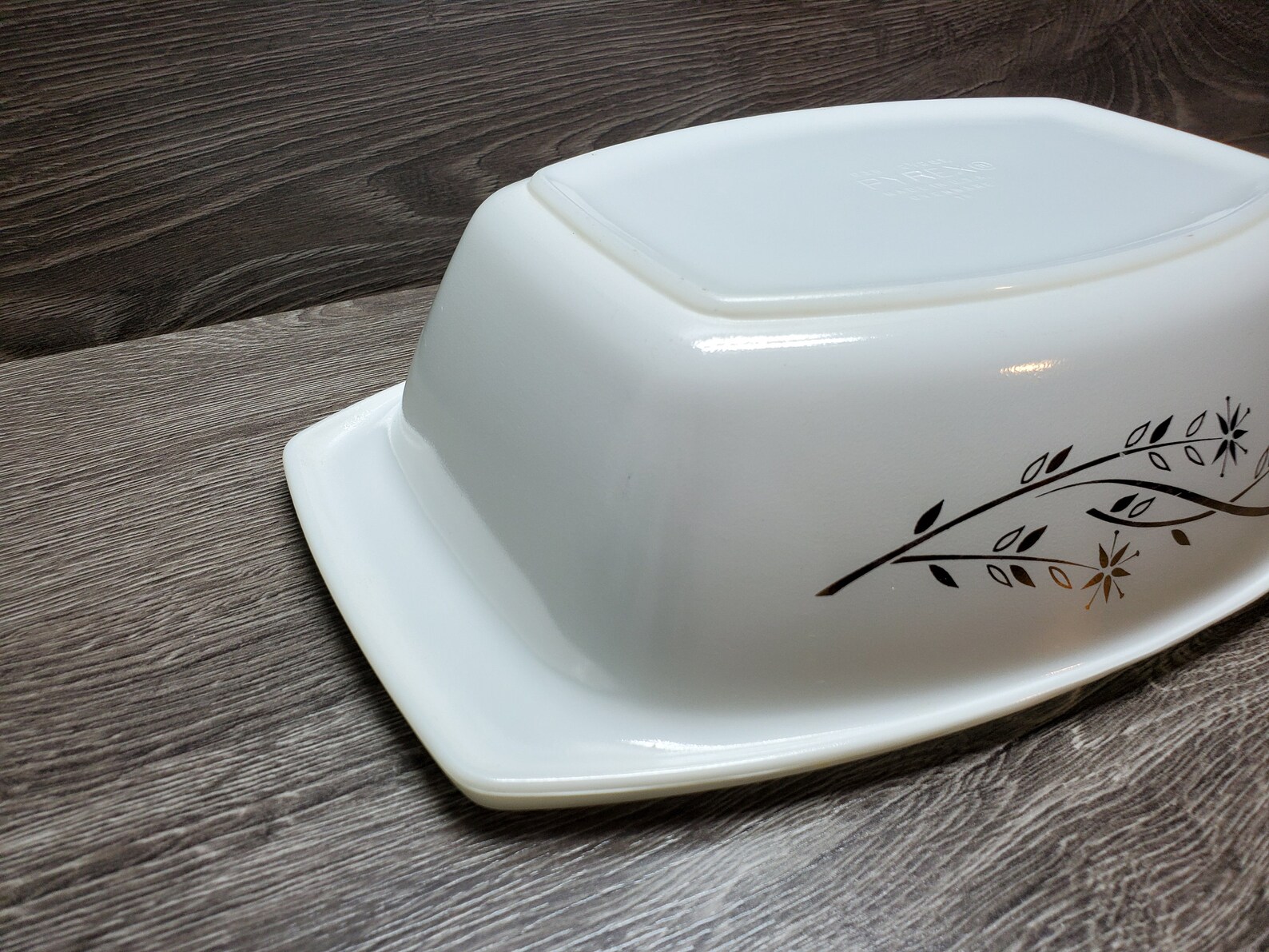 Vintage Pyrex/golden Honeysuckle/white and Gold/2.5qt - Etsy