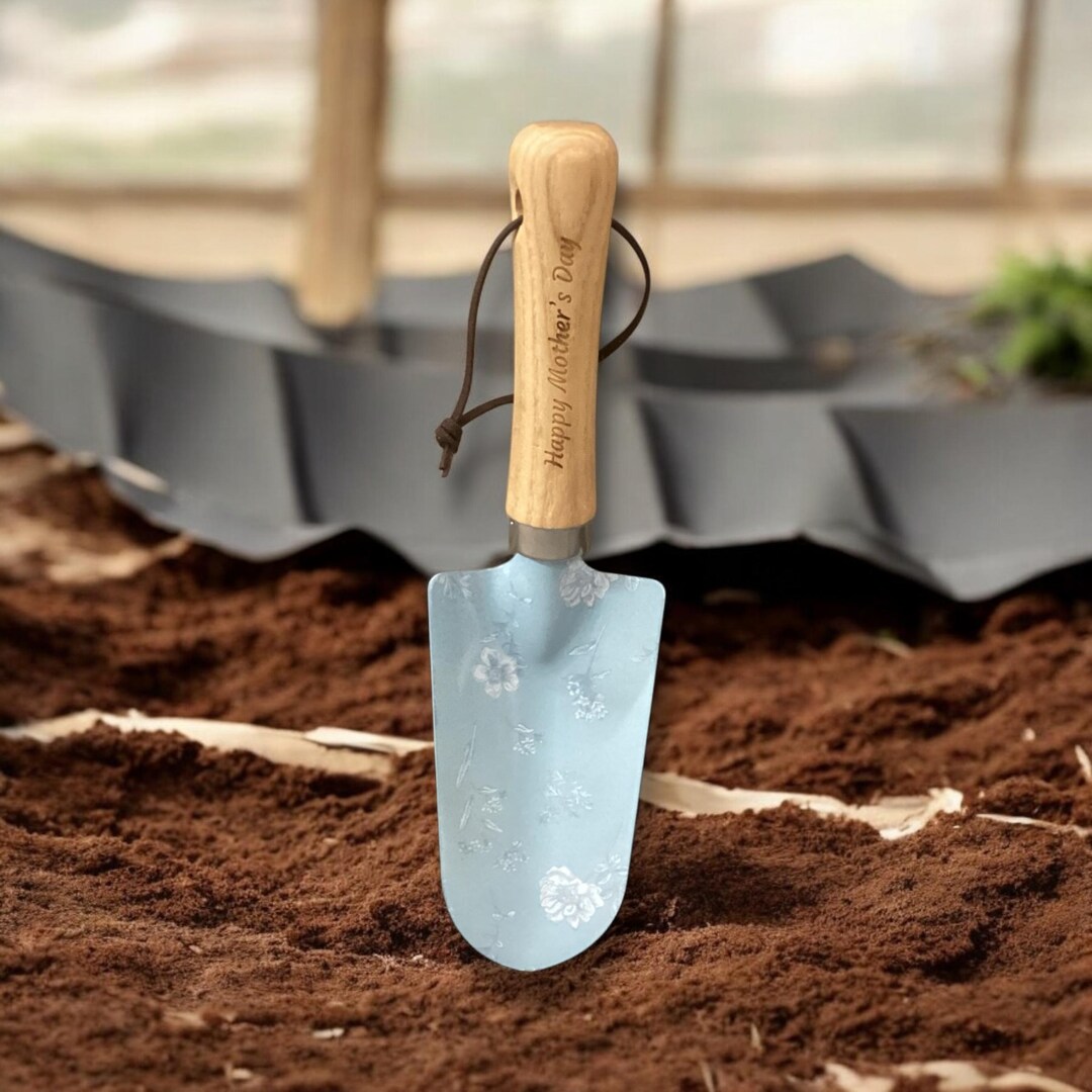 Personalised Engraved Floral Garden Trowel & Gloves Gift Set | Custom ...