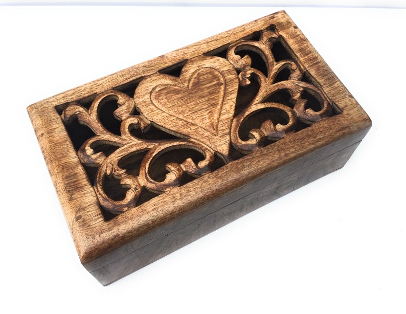 Personalised Small Heart Mango Wood Trinket/Keepsake Box | Etsy