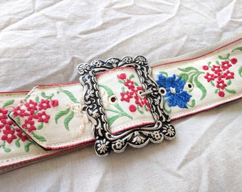 Embroidered belt | Etsy