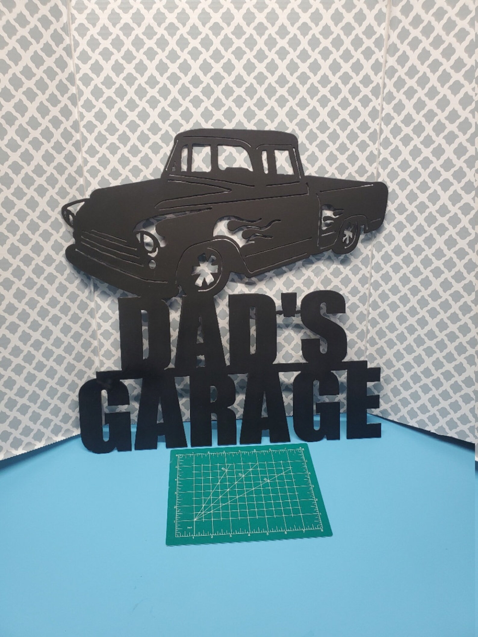 Custom Metal Dad's Garage Sign, Vintage Truck Design - Etsy
