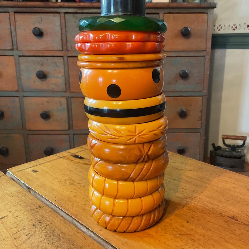 Bakelite Jewelry for Sale - Etsy