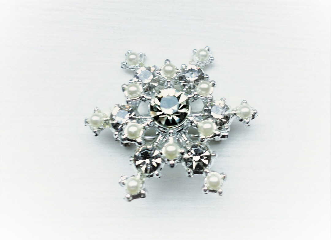 Crystal Snowflake Brooch Pin, Vintage Silver Rhinestone and Pearl ...