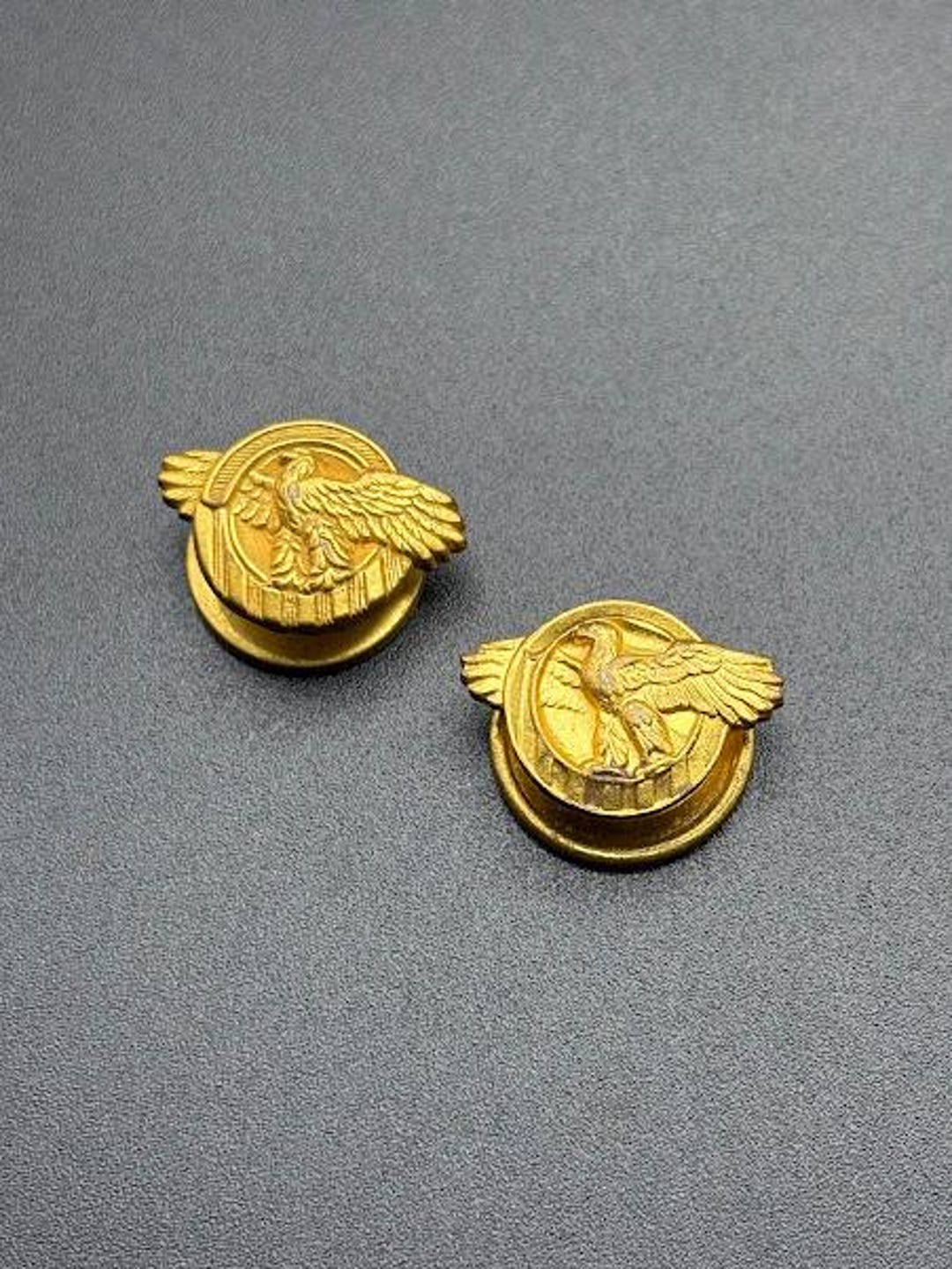 Vintage WW2 Ruptured Duck Lapel Button Honorable Service US Military ...