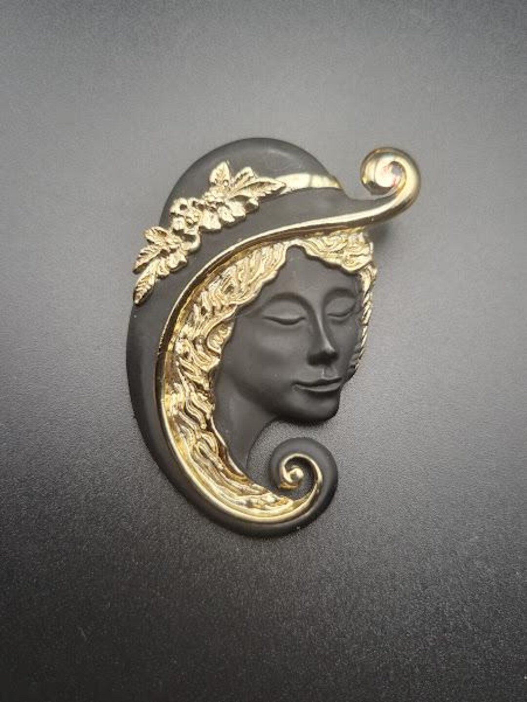 Vintage Torino Black and Gold Lady Brooch Lady With Hat Gold Tone Pin ...